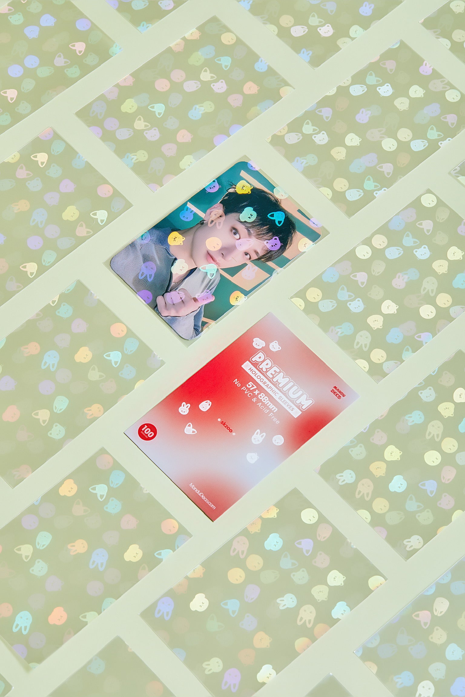 PREMIUM HOLOGRAPHIC PHOTOCARD SLEEVES - SKZOO VERSION – Mandu Deco